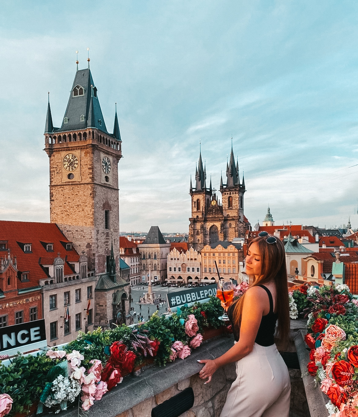 View of Old Prague and Insta fotospot, Old Town Square, Prague | Terasa ...