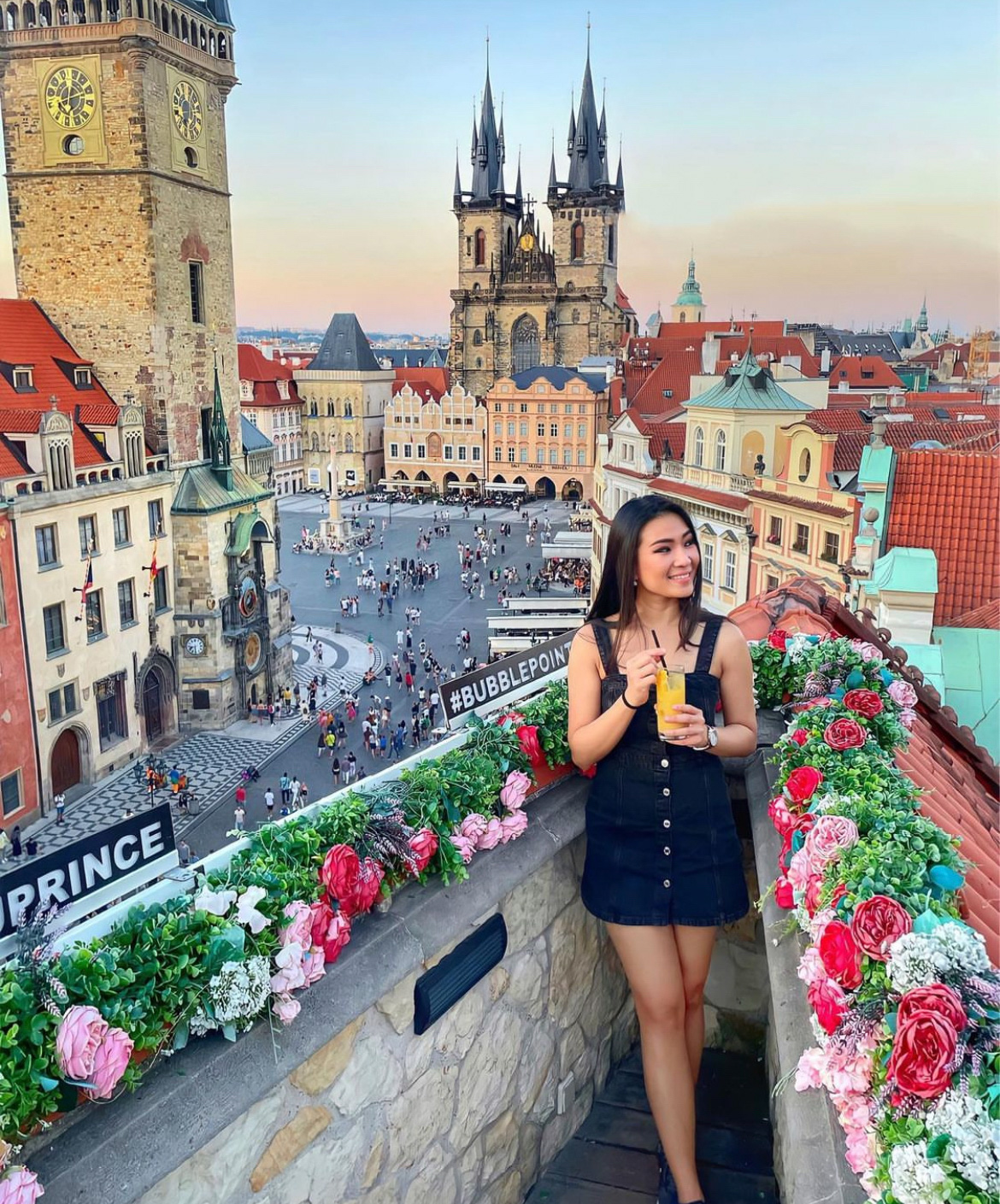 View of Old Prague and Insta fotospot, Old Town Square, Prague | Terasa ...